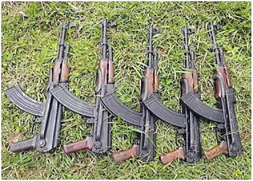 UP Police bid adieu to 303 rifles - The Hitavada