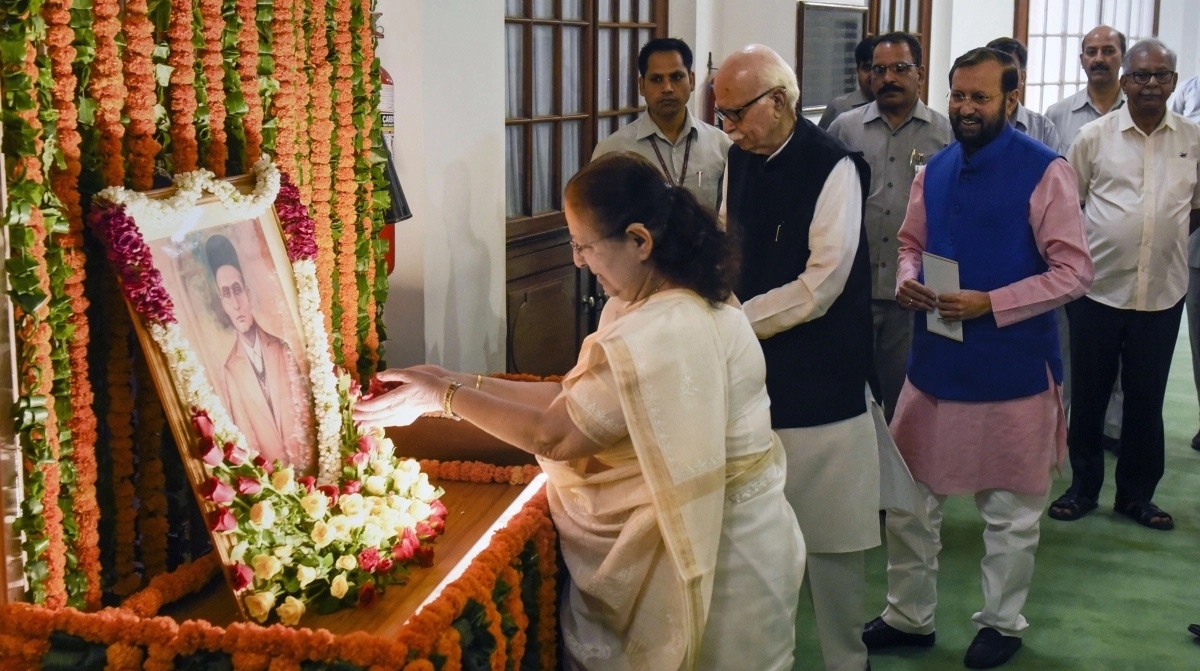 Modi, leaders pay homage to Savarkar - The Hitavada