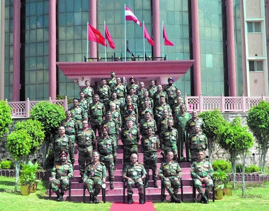 Southern Army Commander visits Sudarshan Chakra Corps - The Hitavada