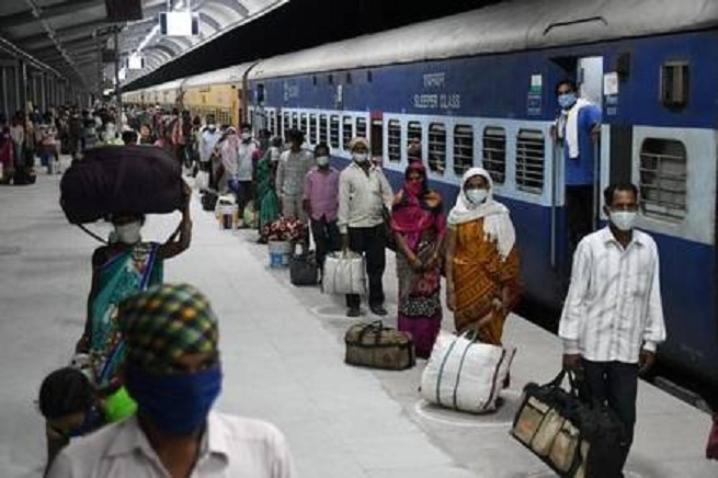 100 ‘Shramik’ trains to run daily: MHA - The Hitavada