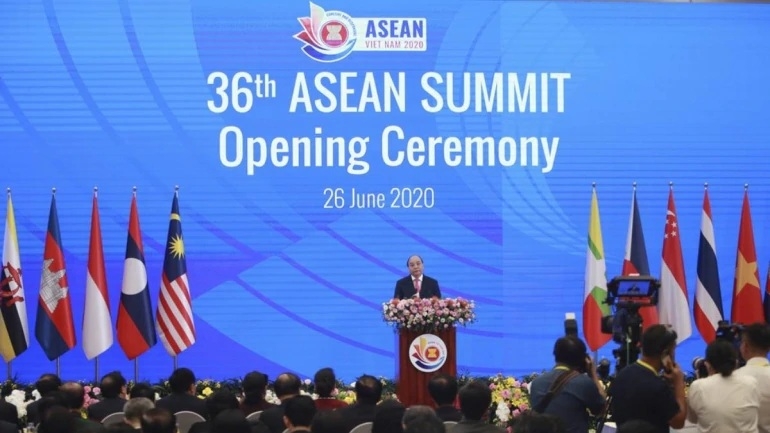 ASEAN leaders take position against China’s vast historical sea claims ...