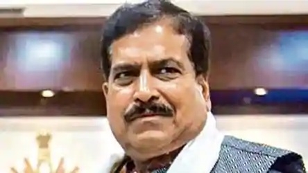 MoS Railways Suresh Angadi dies of coronavirus - The Hitavada