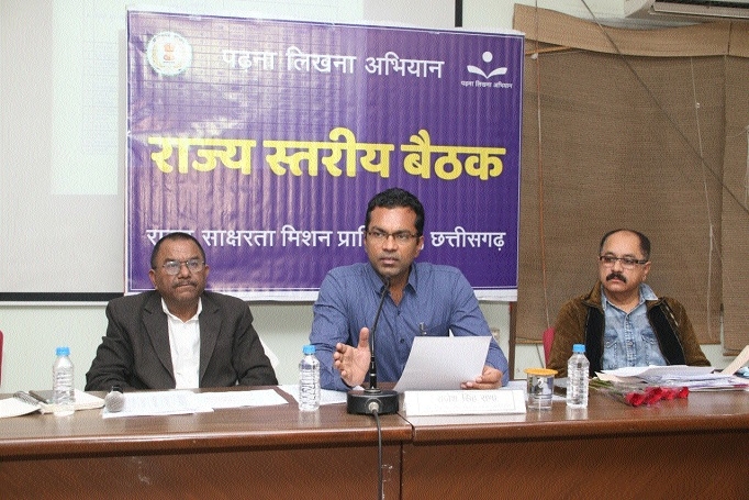 Unique activities to educate illiterate parents in mohalla literacy ...