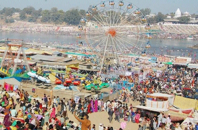 Narmada devotees throng Barmaan Mela - The Hitavada
