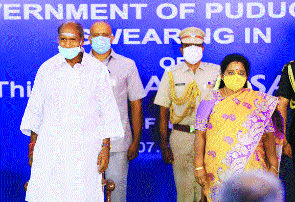 Rangasamy sworn in as Puducherry CM - The Hitavada