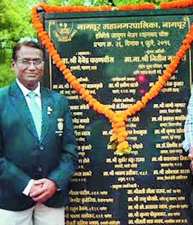 Olympian Ashok Kumar ‘mesmerised’ by Dhyanchand’s mural at VHA - The ...