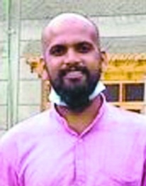 Pune man on tour to spread Mahatma’s message of truth reaches Kargil ...