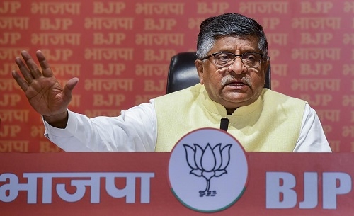 Prasad slams Nitish Kumar over disapproval of CBI chargesheet against ...