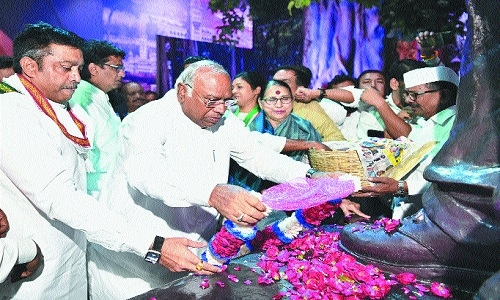 Kharge visits Ambedkar’s memorial, Azad’s ‘mazaar’; pays homage - The ...