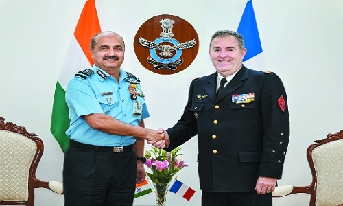 IAF chief holds talks with French counterpart - The Hitavada