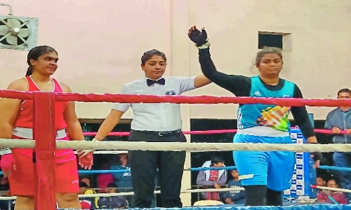 Alfiya storms into final - The Hitavada