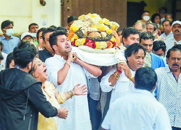 India bids tearful ‘alvida’ to Bappi Da - The Hitavada