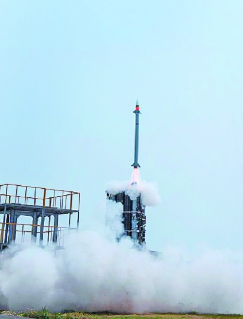 DRDO flight-tests Army’s surface to air missile - The Hitavada