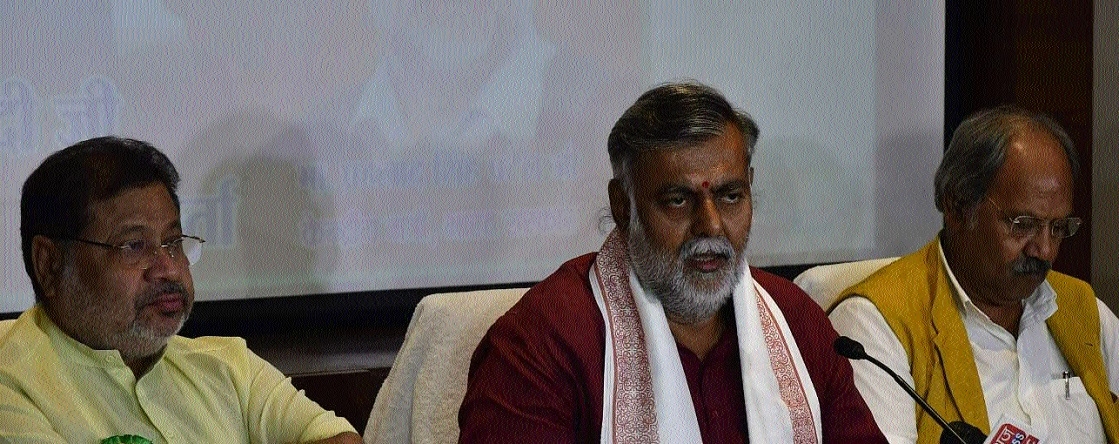 Forces will put to rest the target killing in Kashmir: Patel - The Hitavada