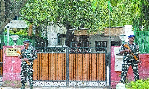 ED raids places linked to Mukhtar Ansari, his brother in PMLA case - The Hitavada