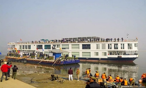 PM Modi flags off world’s longest river-cruise MV Ganga Vilas in ...