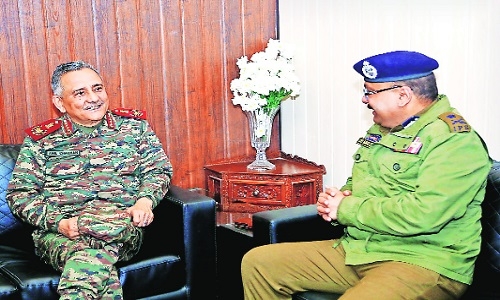 CDS Anil Chauhan chairs high-level meet in Jammu - The Hitavada