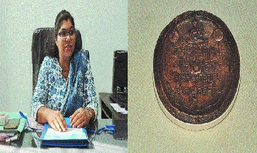 Antiquarians reluctant to donate antiques to museum - The Hitavada