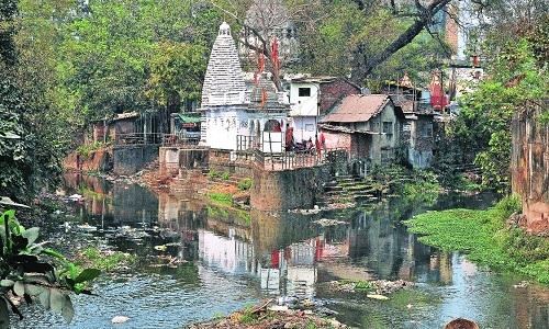 Sangam, a symbol of stench of neglect and filth of apathy - The Hitavada