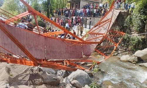 40 hurt in footbridge collapse in Udhampur - The Hitavada