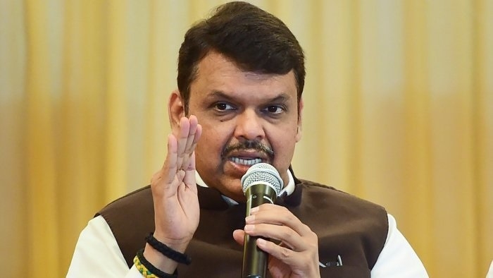 Poll affidavit case: Fadnavis appears before court - The Hitavada