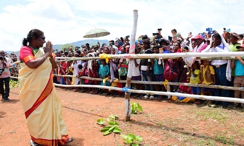 Murmu begins 3-day visit to home distt - The Hitavada