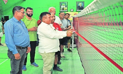 Jain, Sarangi start with victories - The Hitavada