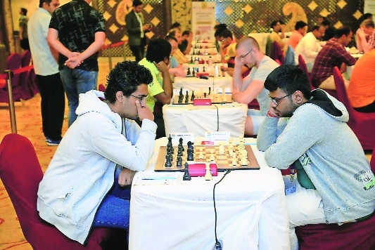 Krishna shoots into sole lead - The Hitavada