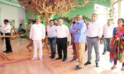 Mah Tribal Devpt Minister visits Madhya Pradesh Tribal Museum - The ...