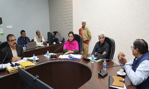 Collector Deepak Saxena reviews activities of National Health Mission ...