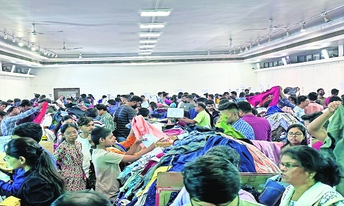 Luxury Branded Garments Sale at Chitnavis Centre - The Hitavada