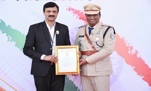 Kanker Police get Golden World Record for innovative traffic safety ...
