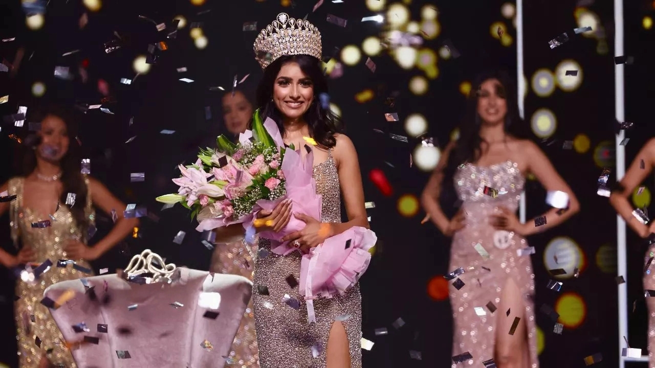 MP CM congratulates Ujjain's Nikita Porwal on winning Femina Miss India ...