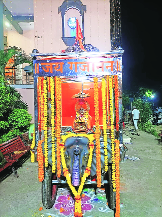 Sant Gajanan Maharaj Dindi yatra to Koradi temple today - The Hitavada