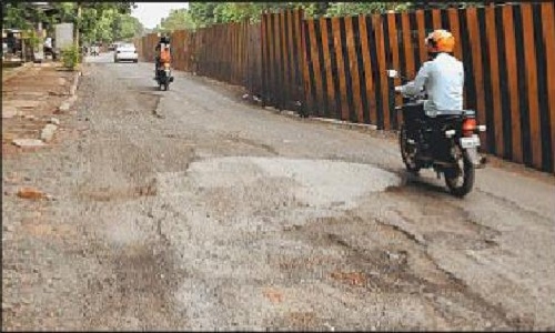 Bad Roads: HC raps PWD - The Hitavada