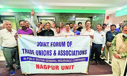 Public sector general insurance employees stage demonstrations - The ...