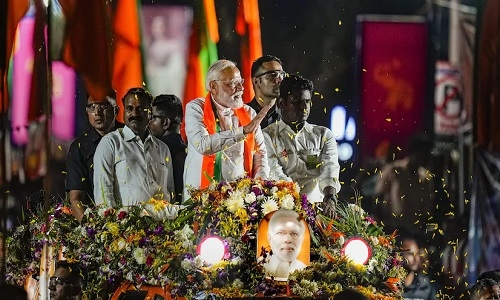 PM Modi holds roadshow in Coimbatore - The Hitavada