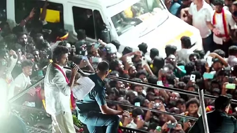 SC to order on probe into Karur stampede today - The Hitavada