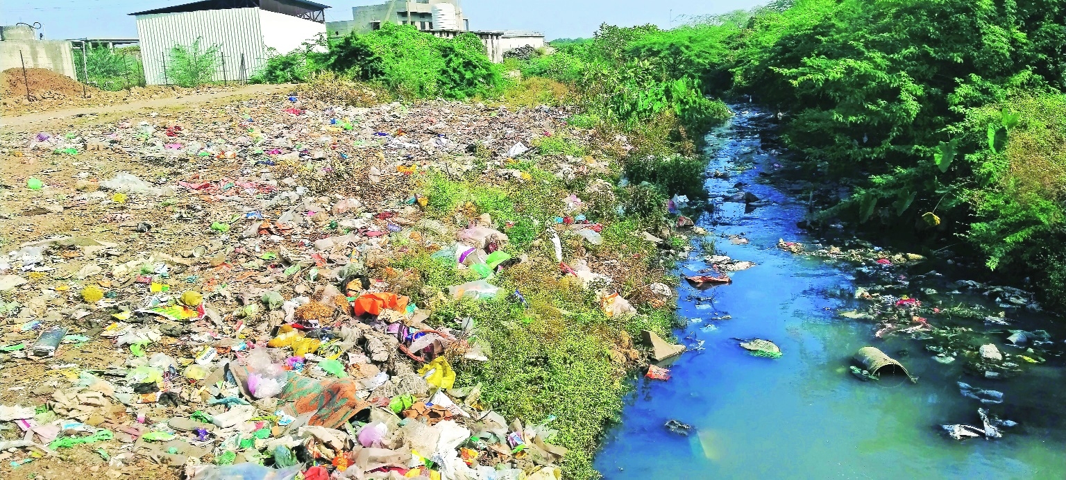 A mountain of waste Health crisis unfolds as uncontrolled dumpyard ...